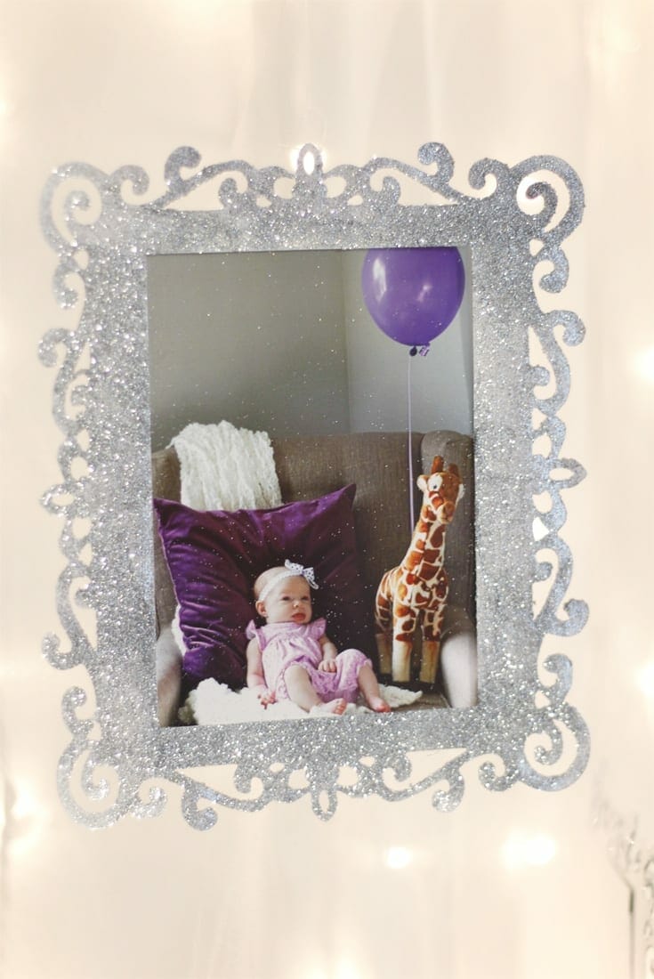 Picture Frames with Your Silhouette to Display Memories