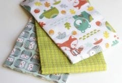 How to Make a Tag Blanket in Less Than 15 Minutes | Simple DIY