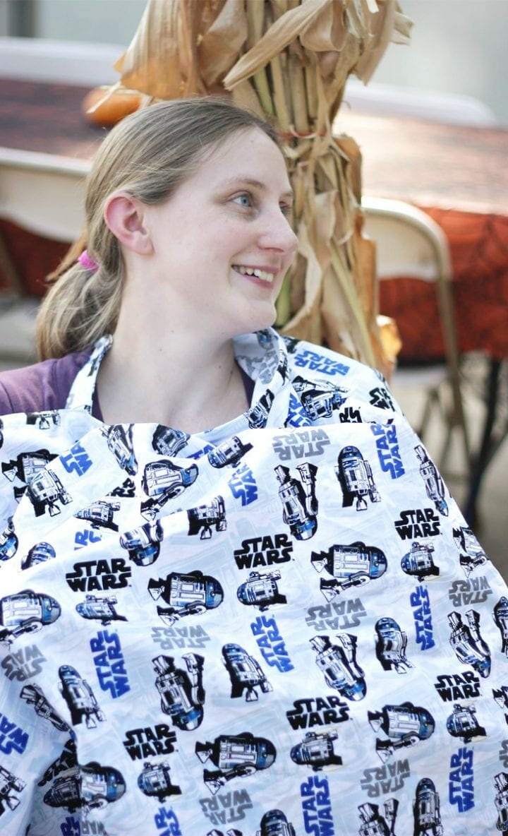How to Make A Nursing Cover with this Free DIY Pattern