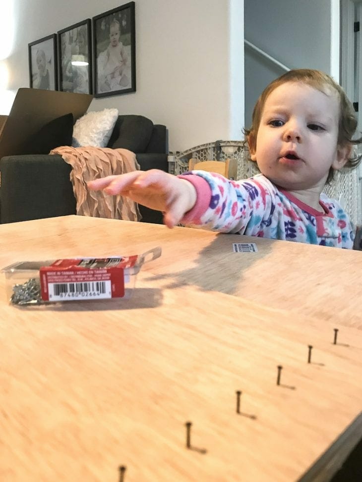 How to Make a Minimalist Clothespin Memo Board