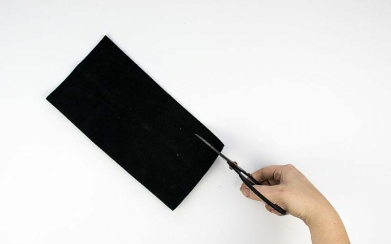 How to Create a Family Communication Board for Small Spaces