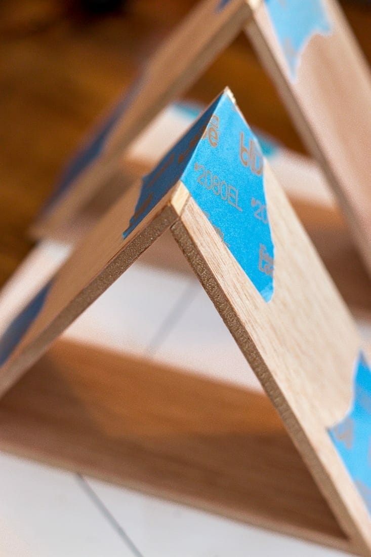 DIY Mini Triangle Shelves: Perfect for Any Space