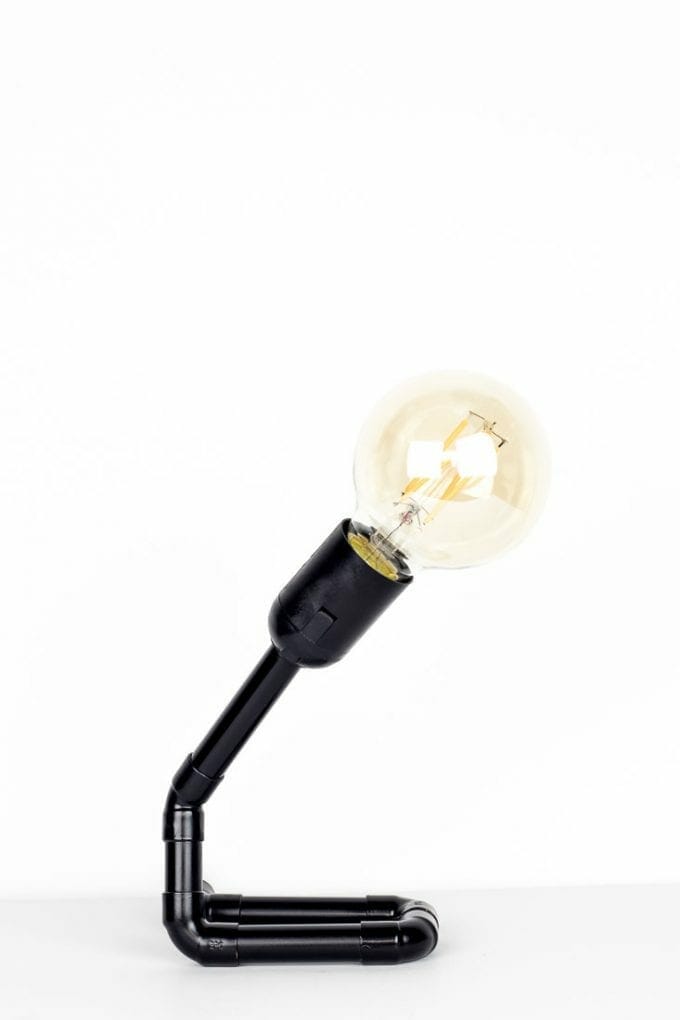 Easy Tutorial: How to Craft an Edison Lamp with Copper Pipe
