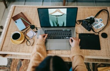 How to Start and Succeed in A Freelance Career