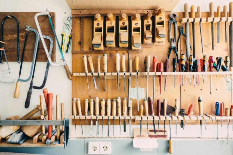 Maximize Your DIY Projects with a Dedicated Workshop at Home