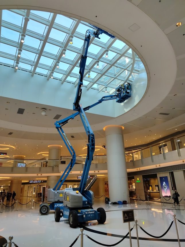 Boom Lift Safety Tips to Ensure Safe Operation