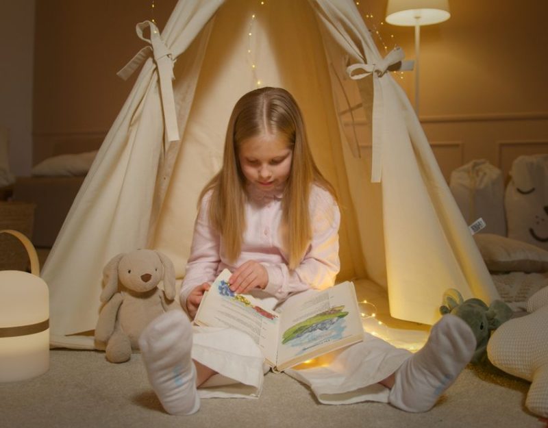 Cozy Reading Nook for Kids That Encourages Reading